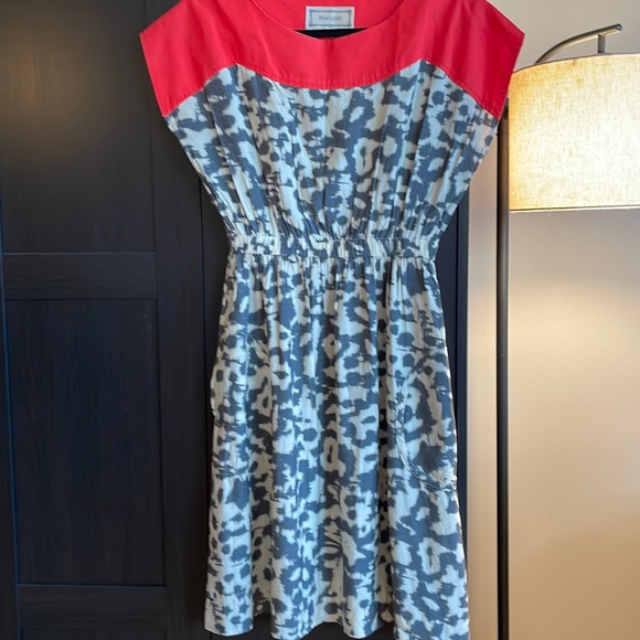 Anna Lore | Dresses | Anna Lore Abstract Print Dress With Pockets ...